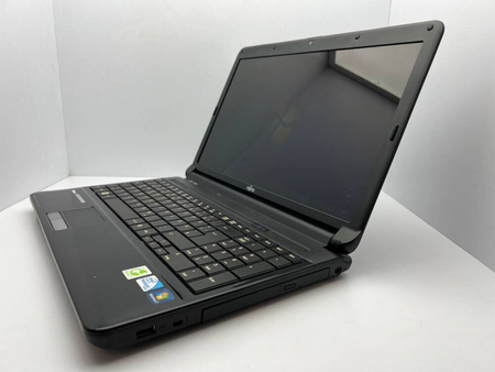 Продам Fujitsu AH512 Pentium B960, 4GB, ssd 128gb