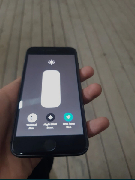 Iphone 8 64tali ideal 110$
