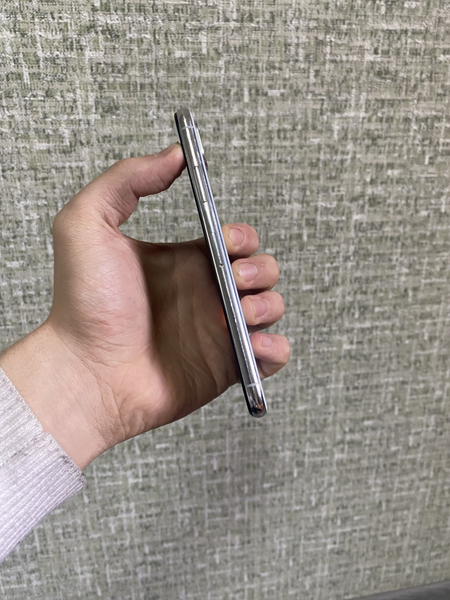 Iphone X ideal sotiladi