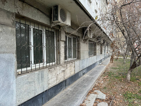 В доль дороги 1 линия 135кв.м Кафе Дархан Мирзо Улугбекский р-н