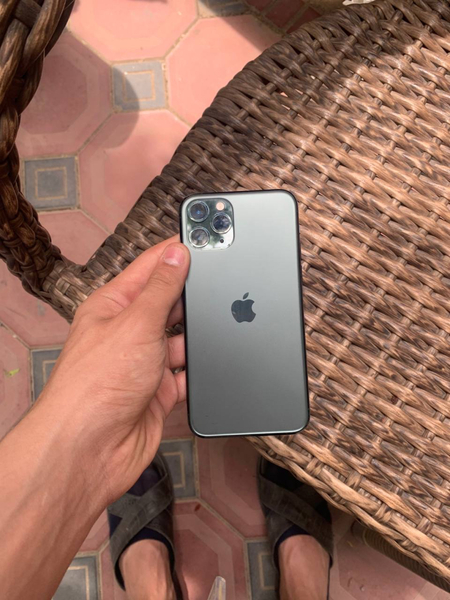 Iphone 11 pro yashl