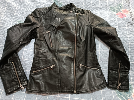 Куртка из натуральной кожи 40- 42 р