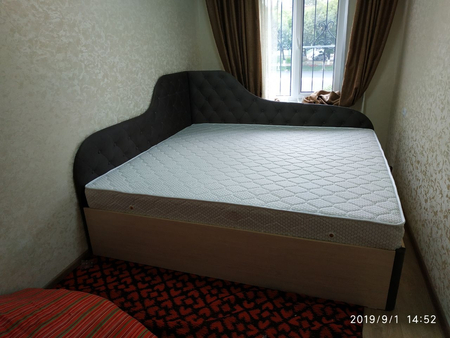 Б/у кровать, размер 2×2.20м