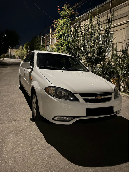 Lacetti 2020 yil 96500km Geniralnoe dovernost yoq