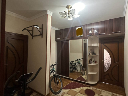 Сергели 2 3 ком. 3 этаж 5 этажный дом 78м2 78000 у.е