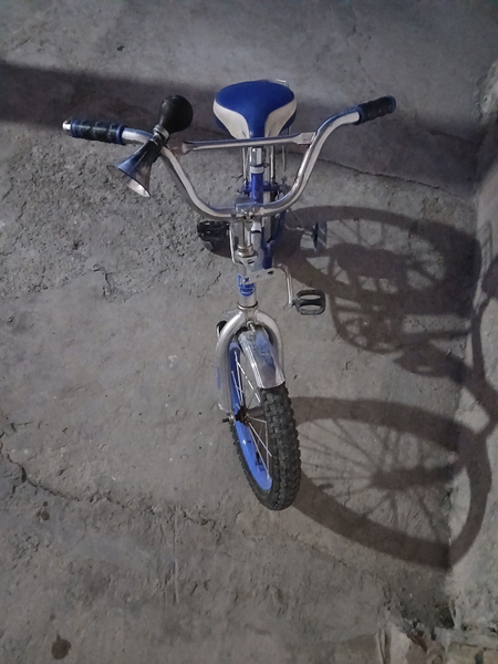 Salom velosiped sotiladi holati yaxshi