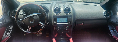 Mercedes ML164 sotaman