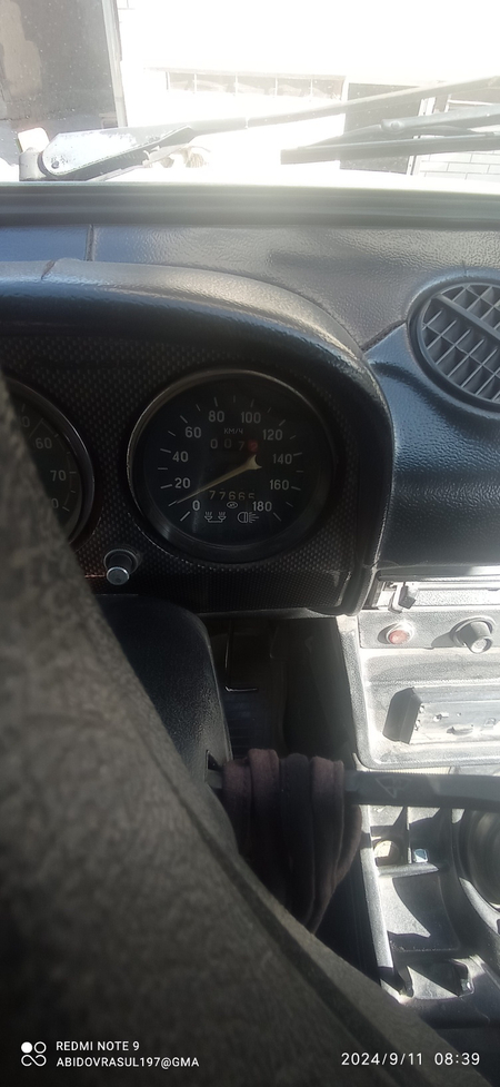 Jiguli 2106 sotiladi
