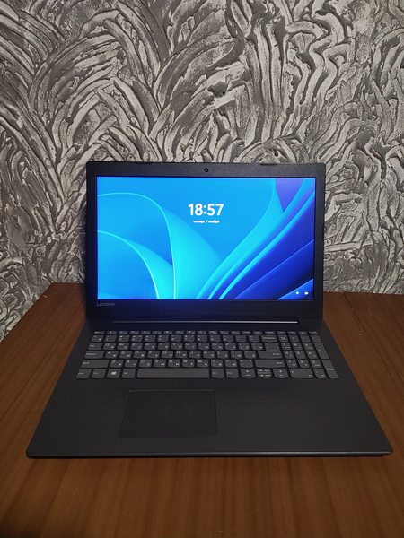 Lenovo ideapad v330 Silver+ Radeon 4/1000gb