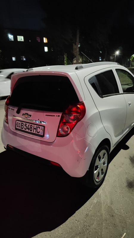 Продаётся Chevrolet Spark 2015 года выпуска в хорошем состоянии
