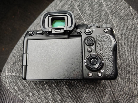 Sony a7 S III body sotiladi