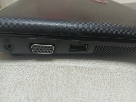 Assalom alekum netbuk sotiladi asus 1/160gb