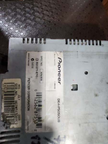 Продам pioneer deh 5050ub