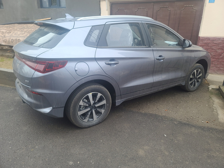 BYD e2 full 405 km