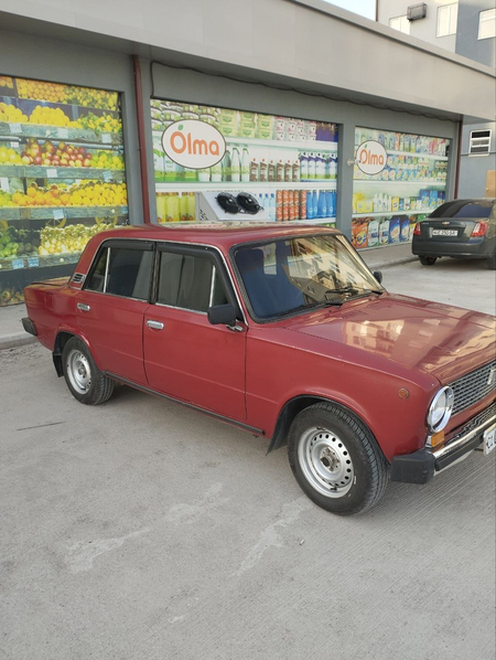 Vaz 21013 sotiladi