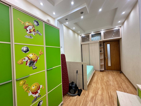 Продажа  Квартира  / Чиланзарский Район /3 Комн