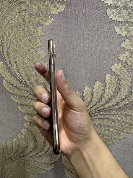 Iphone Xs Max ideal 200$