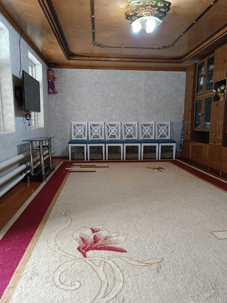 Продаётся дом в Яшнабадском районе ( Джаркурганская).