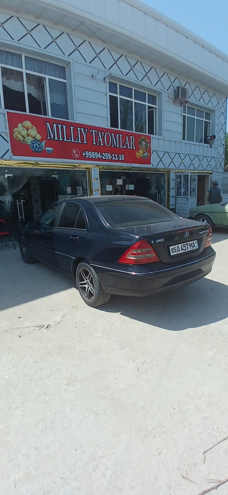 W203 Mercedes-Benz