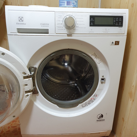 Стиральная машина elektrolux 9kg Italy