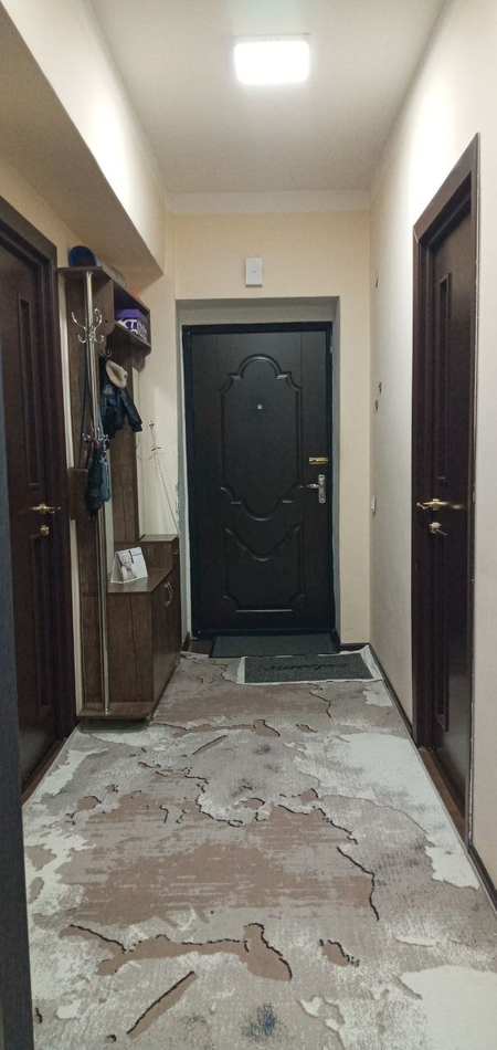 Продам квартиру 3хкомнат