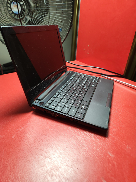 Acer  aspire one