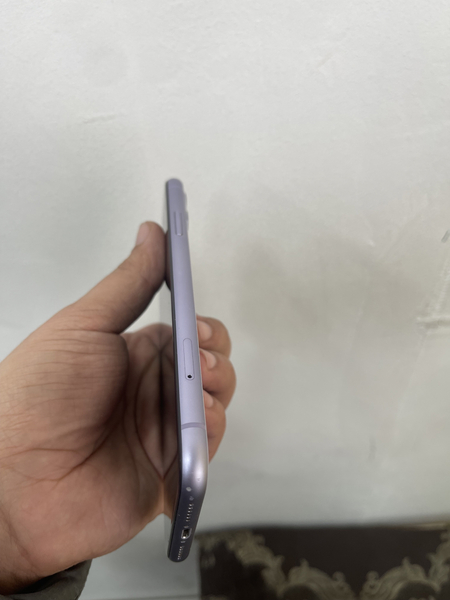 Iphone 11 boʻlib toʻlashga bor