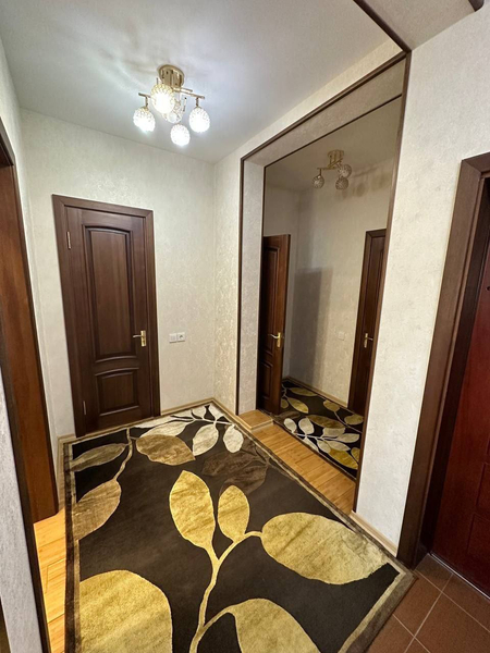 Аренда 3 комнатная на Дружбе народов