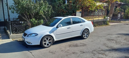 Продам Gentra автомат 2014