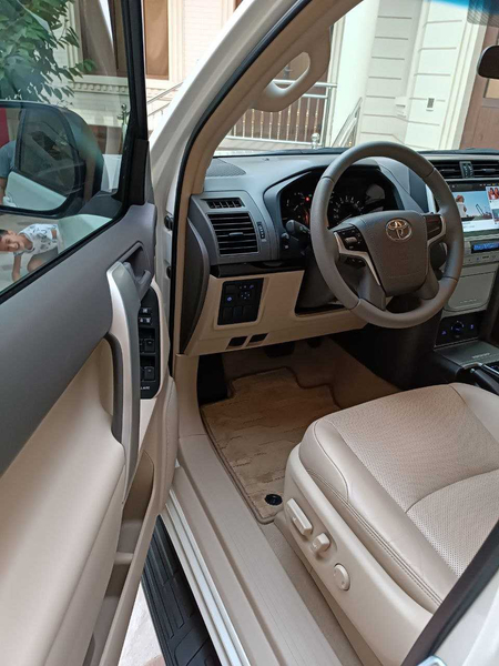 Toyota Land Cruiser Prado 150 год 2019