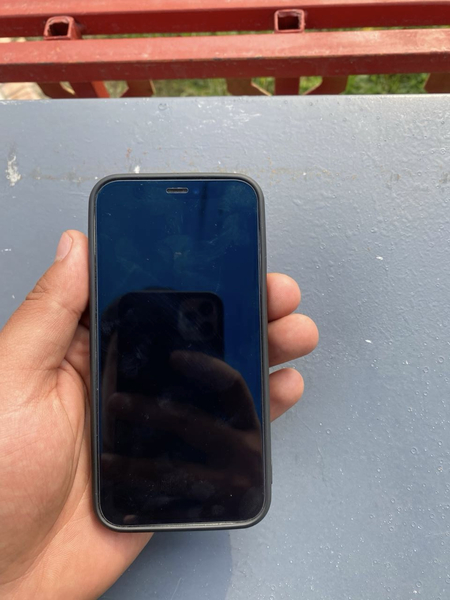 Iphone 12 mini 200$