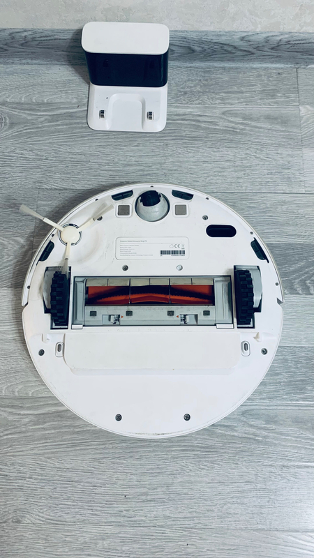 Продается моющий робот пылесос Xiaomi Dreame Robot Vacum Mop-F9