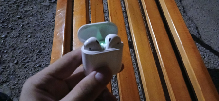 Продаю наушники irpods оригинальные
