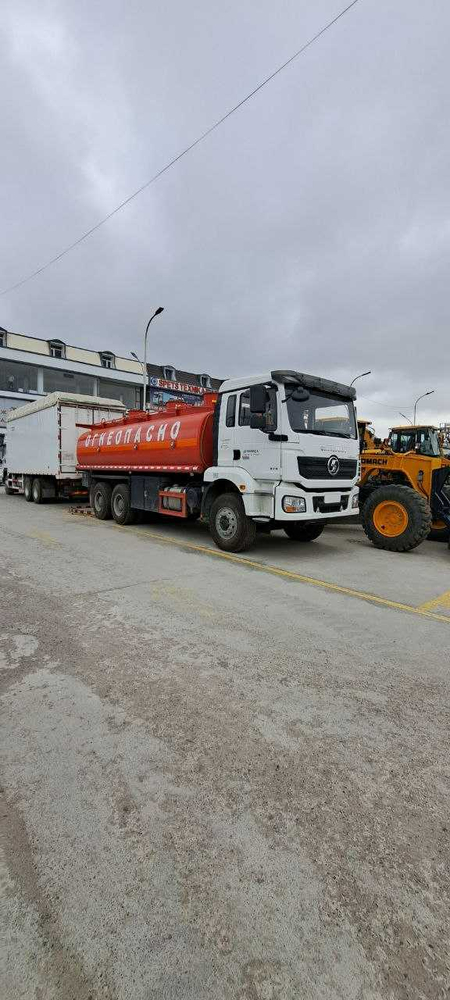 АКЦИЯ БЕНЗОВОЗ SHACMAN H3000 20(куб) 3 отсек сотилади. Isuzi/Faw/howo