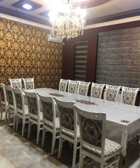Здание вдоль дороги Хасанбой битонка 1200кв.м.