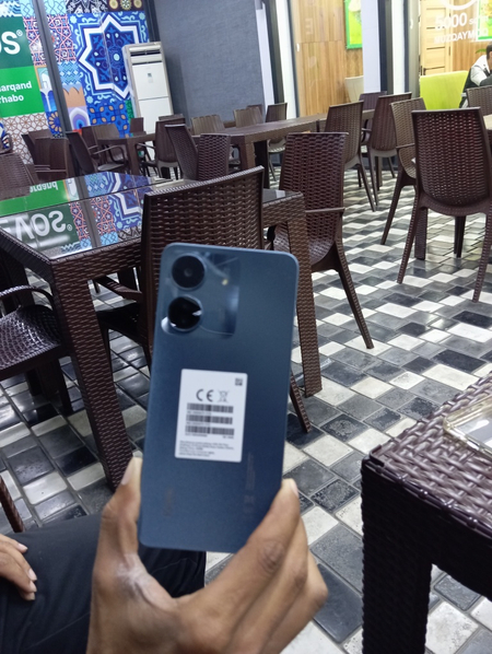 Xaiomi Redmi 13c 8/128 gb ideal holatda 100%