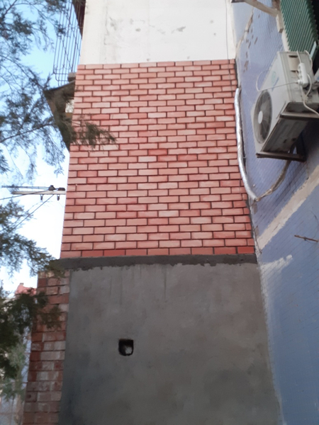 кладка кирпича на балконе