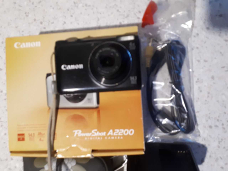 Фотоаппарат CANON Power Shot A2200 HD14,1 Mpix,память 4 Гв в коробке!