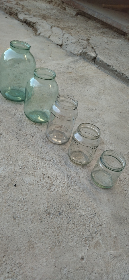 1 litr, 2 litr, 3 litrlik  bonka bor