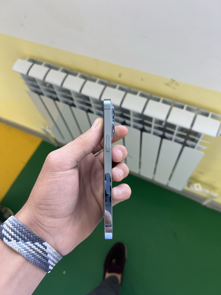 iPhone 13 pro 128 gb