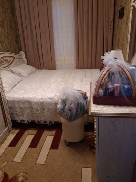 Продается квартира 2/4/5  на ЮнусАбаде 10кв