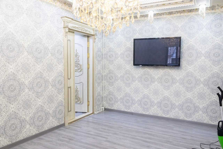谷 130508 谷 Taqachida kvartira sotiladi 1/3/5 42 м²