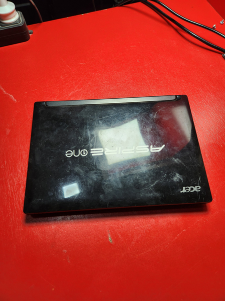 Acer  aspire one