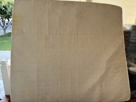 Matras 2kiwili  karavatiki azgina  chokan