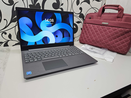 ПРОДАМ Lenovo V15 Офисный Ноутбук DualCeleron N4020/4GB/256SSD/15.6