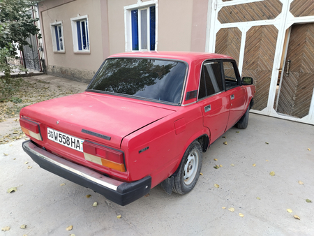 Ваз 2107 сотилади