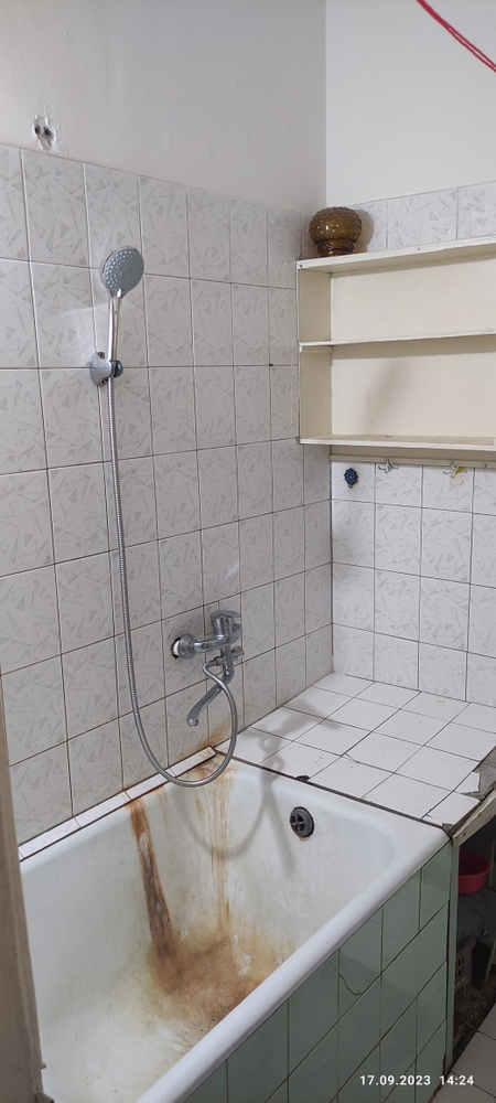 Сдается квартира 1 в 2 комнатную , массив Феруза