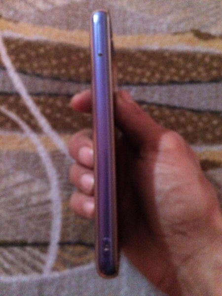 Redmi 7 A xamma joyi yaxshi ishlaydi narxini kelishamiz