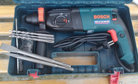 Профессиональный перфоратор Bosch D-70745
