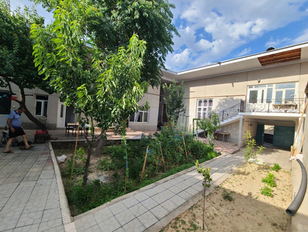 Sakkokiyda uy sotiladi 3.94 sotih Uchtepa